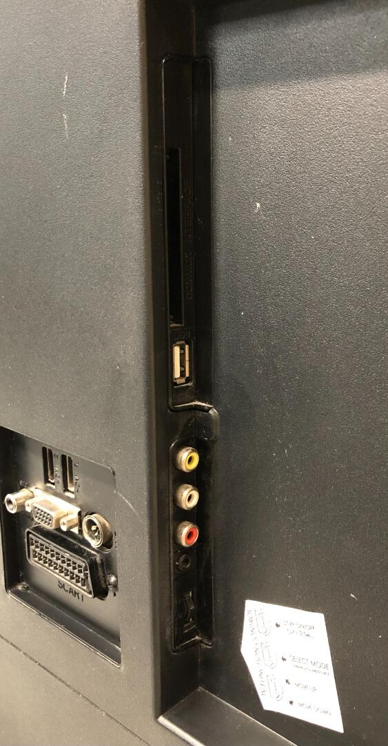 Digihome 49278FHDDLED 49'' Full HD Digital LED TV - no stand