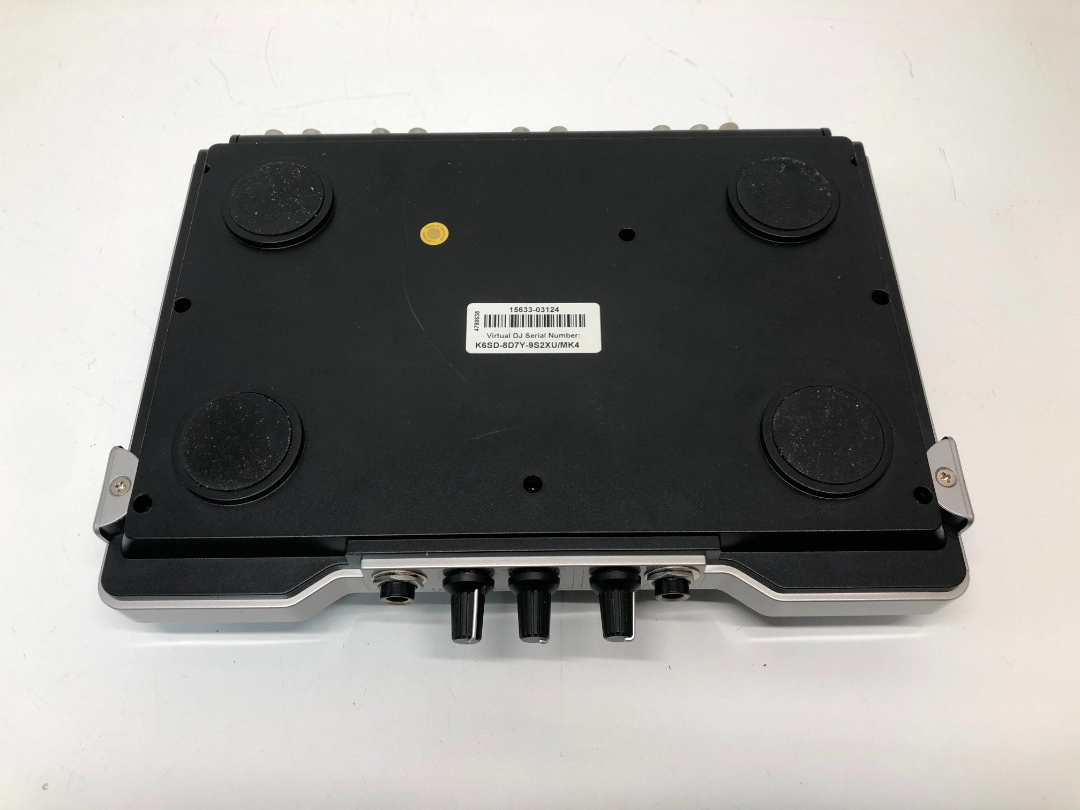 Hercules DeeJay Portable DJ Console Mk4