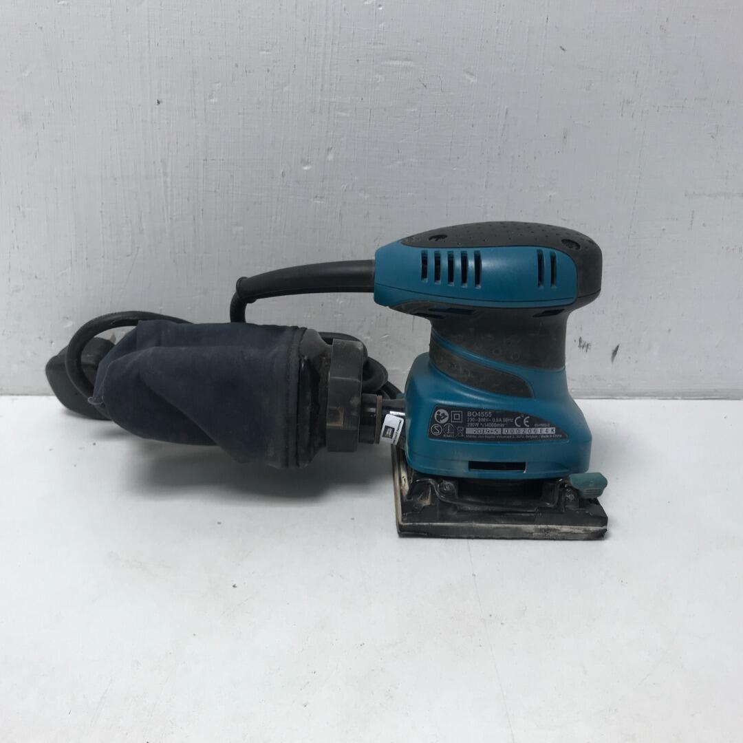 Makita BO4555 240V Palm Sander