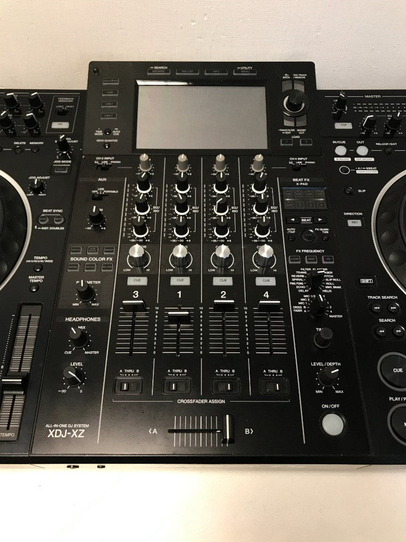 Pioneer XDJ-XZ All-in-One DJ System