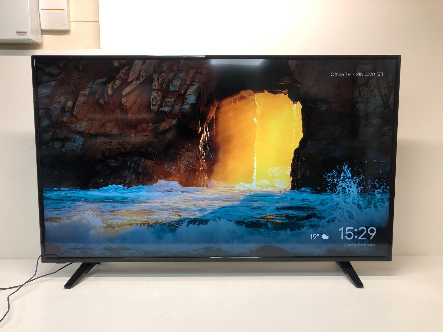 Digihome 55551UHDS 55'' Smart Ultra HD Digital LED TV