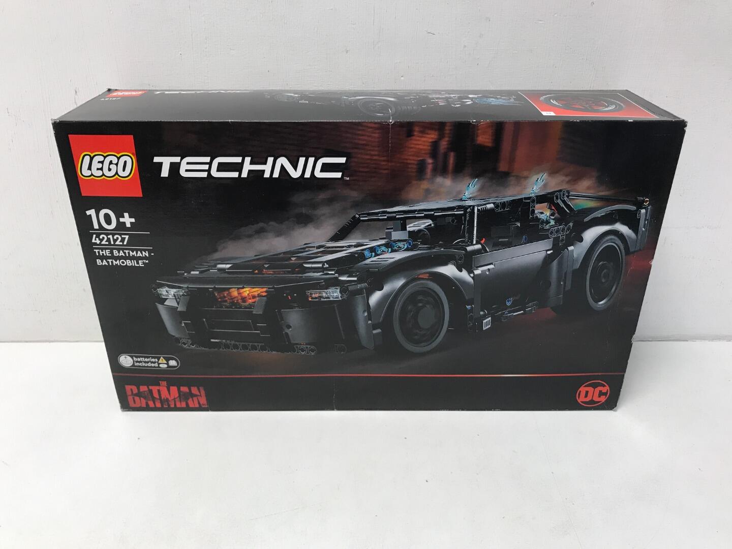 LEGO Technic: The BATMAN – Batmobile 42127