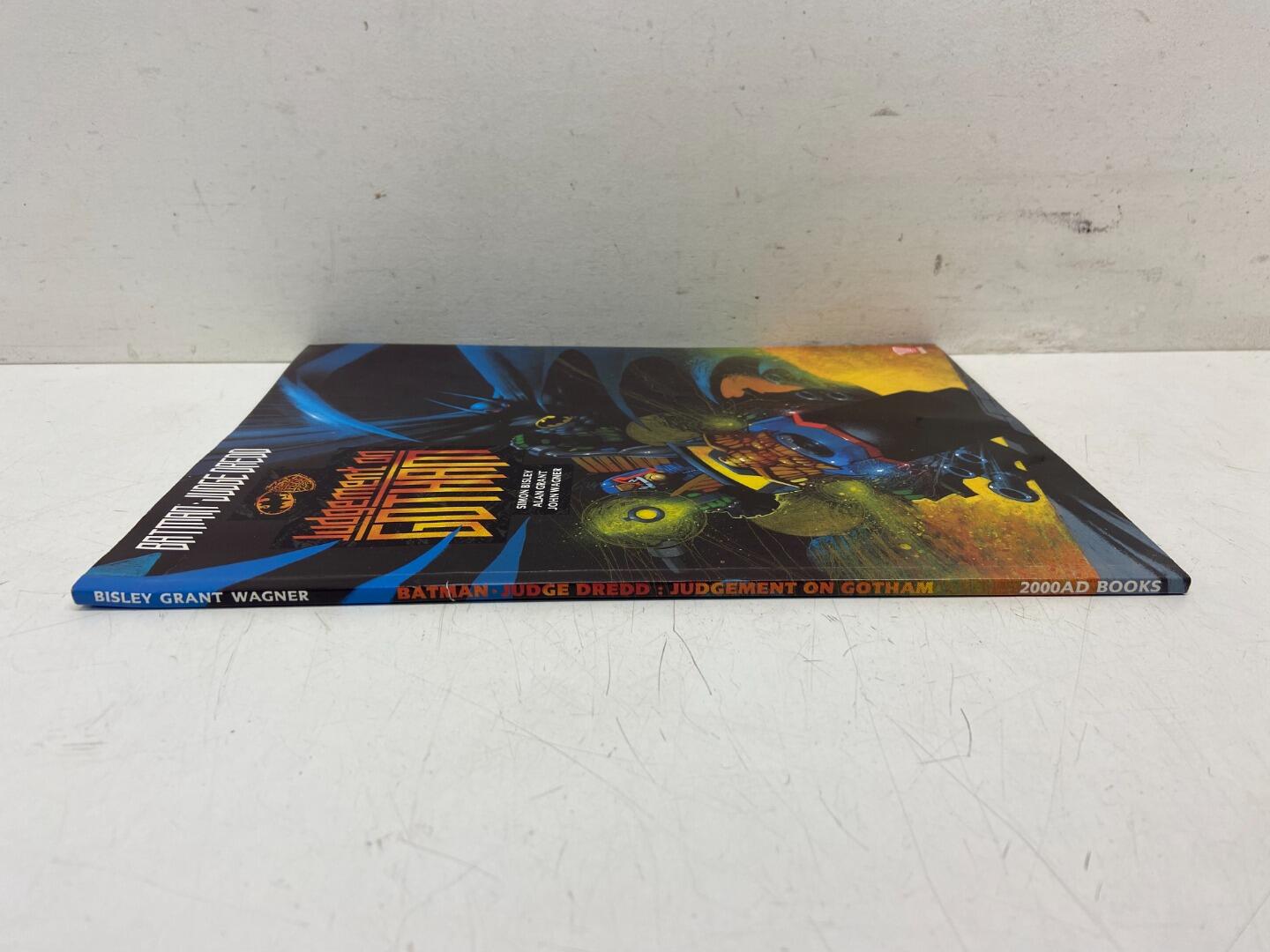Batman Judge Dread - Judgement On Gotham Graphic Novel 1991 First Edition