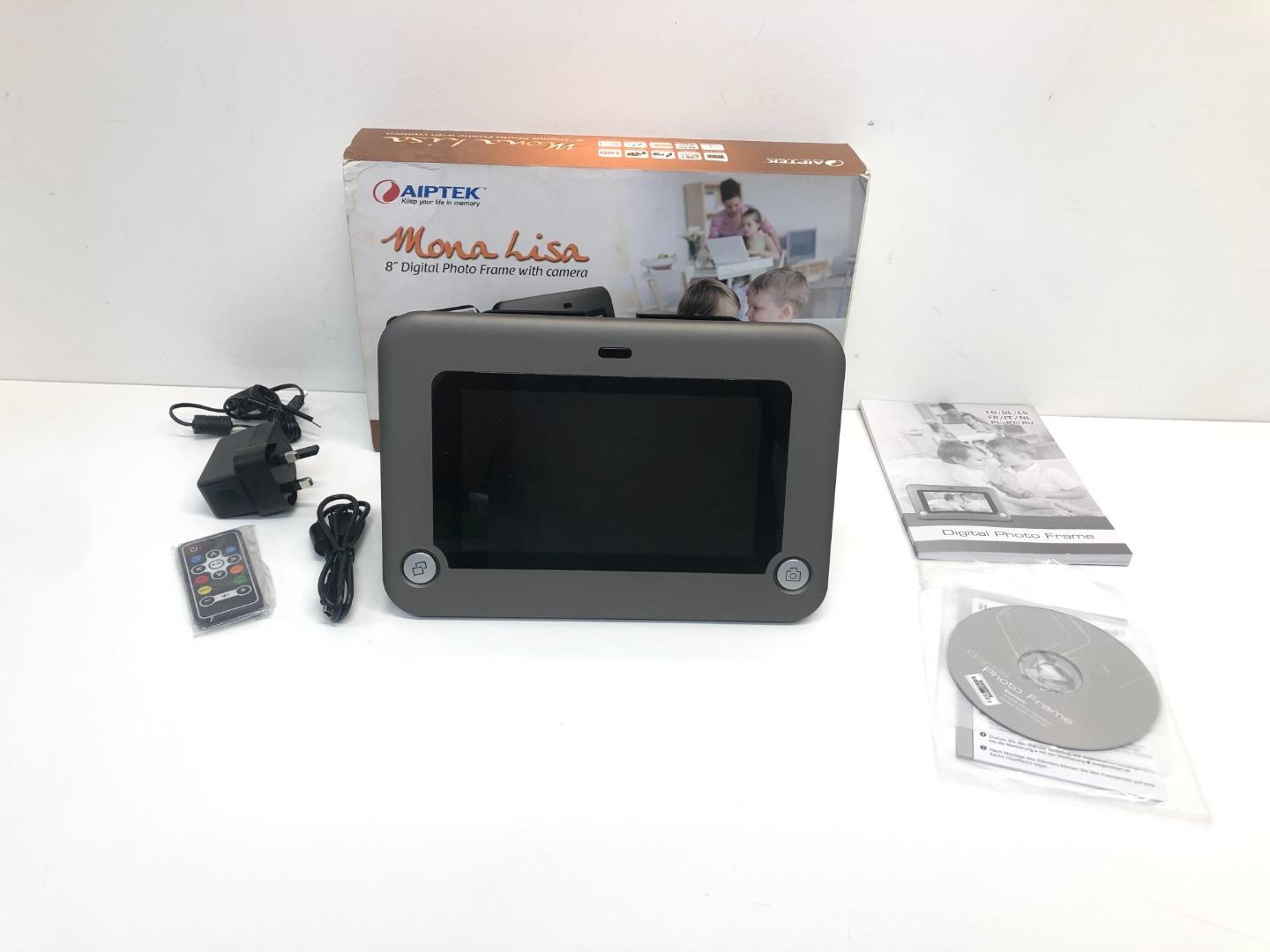 Aiptek Mona Lisa 8'' Digital Photo Frame with Camera