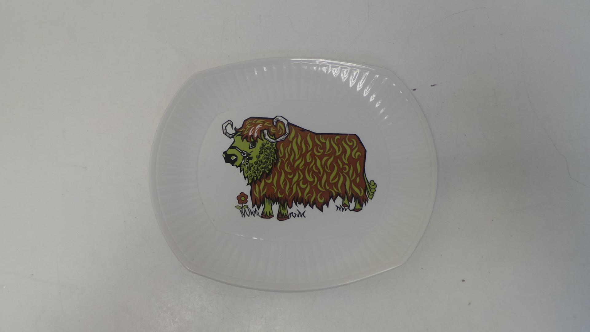 Beefeater Steak Plate by English Ironstone Pottery Ltd