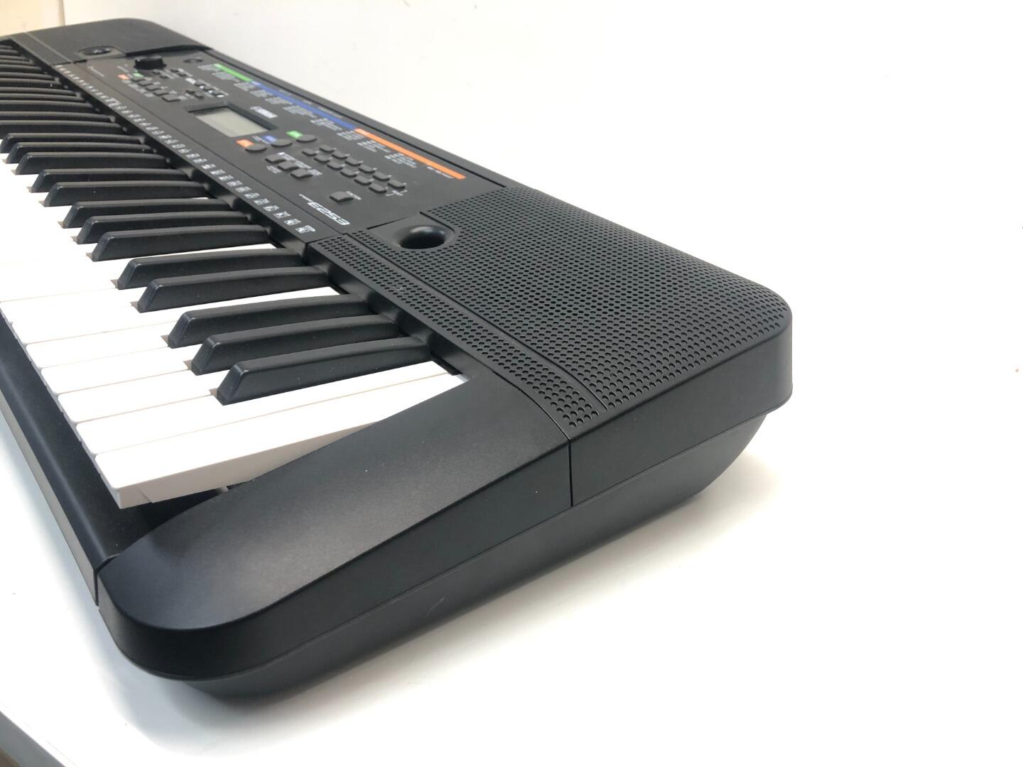 Yamaha PSR-E253 Digital Keyboard