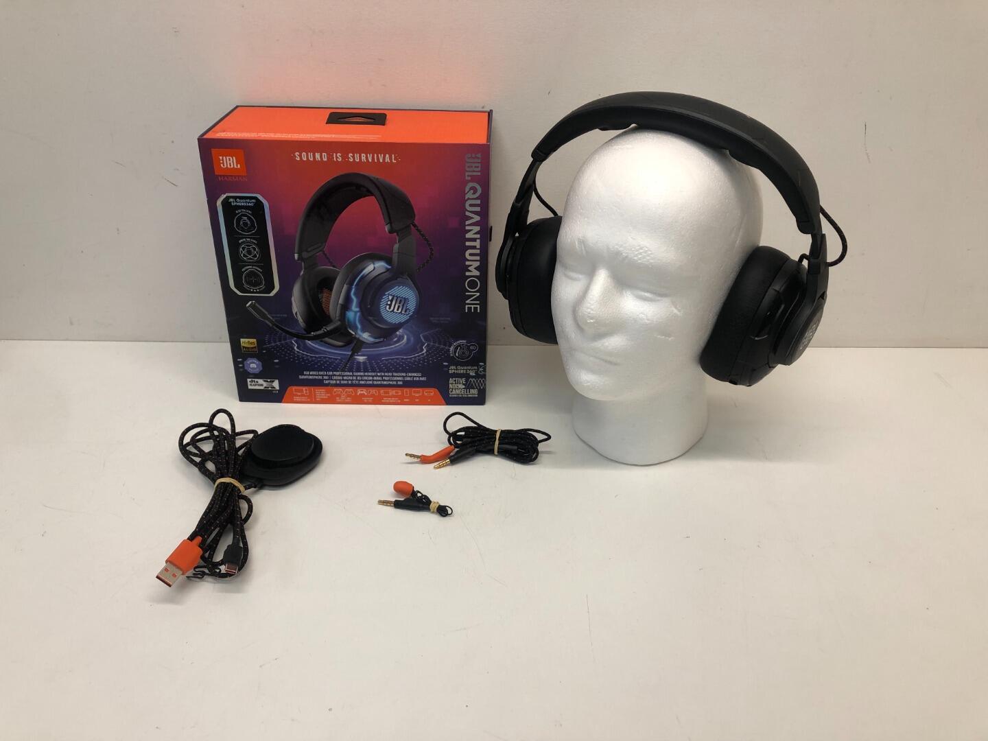 JBL Quantum One Wired Professional Gaming Headset