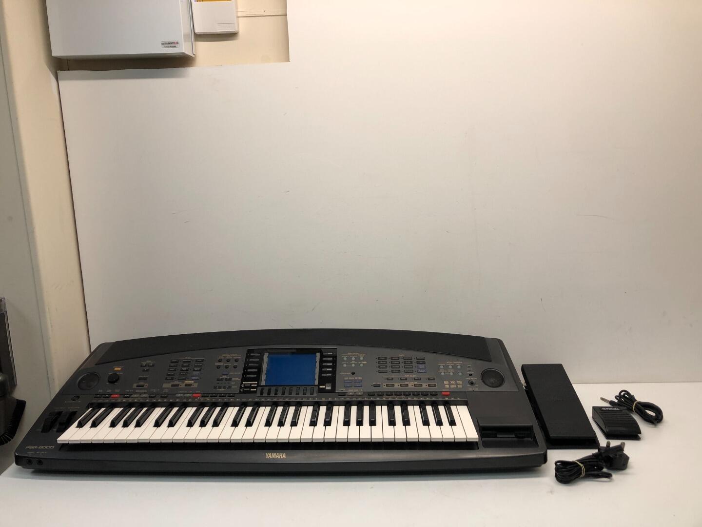 Yamaha PSR8000 Electric Keyboard
