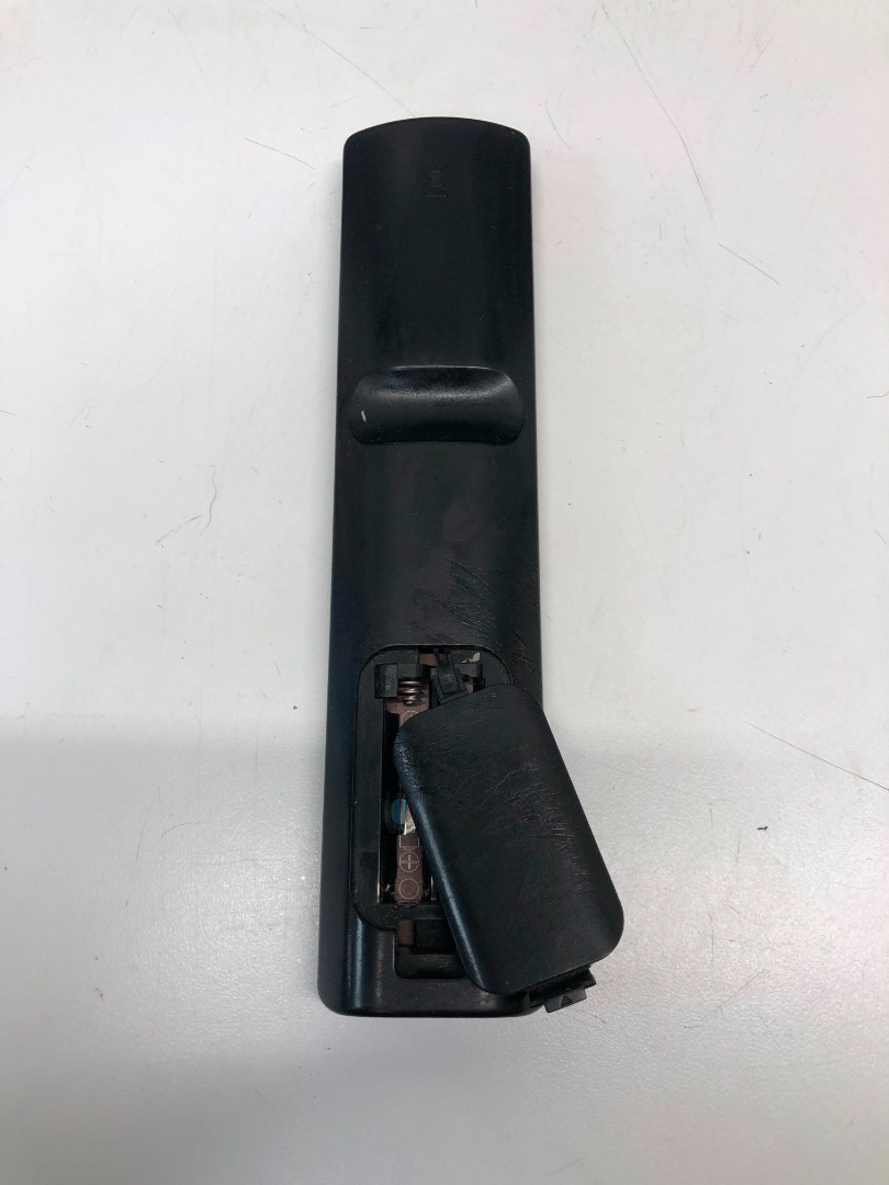 LG 32LD420 32'' Full HD Digital LCD TV (no stand)