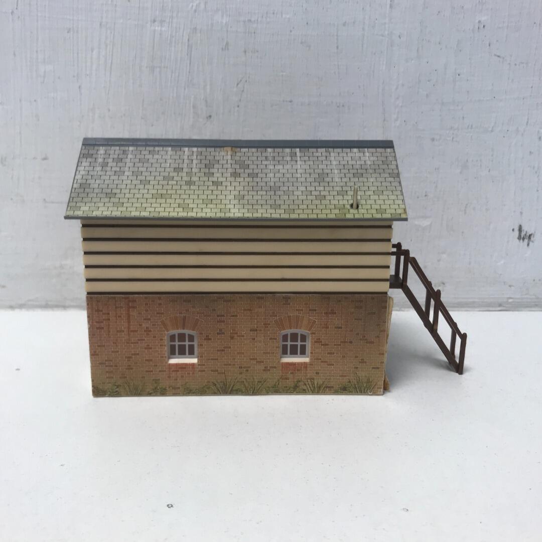 Hornby Signal Box 00 Gauge