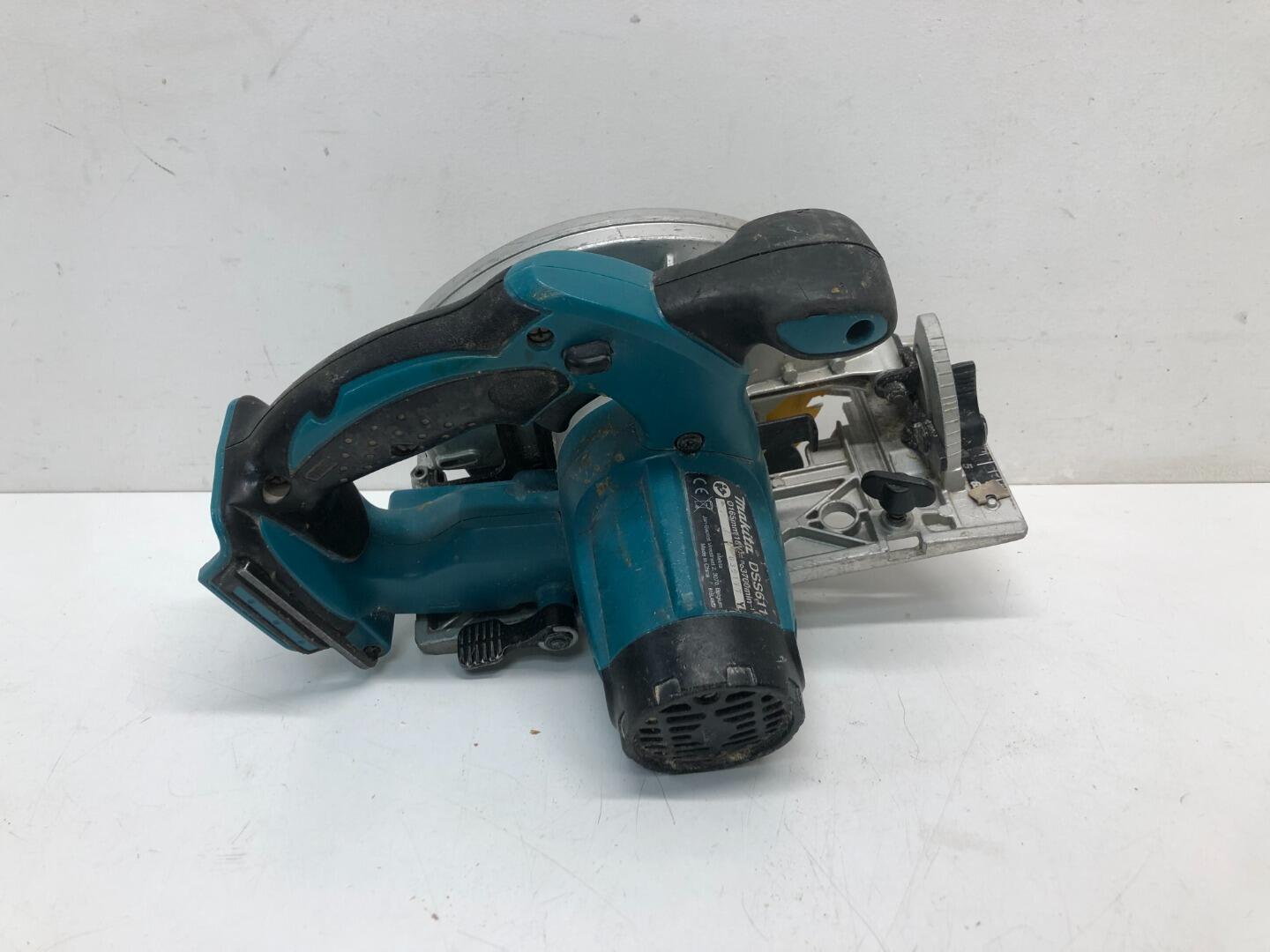 Makita DSS611 LXT 18V Cordless Circular Saw (read description)