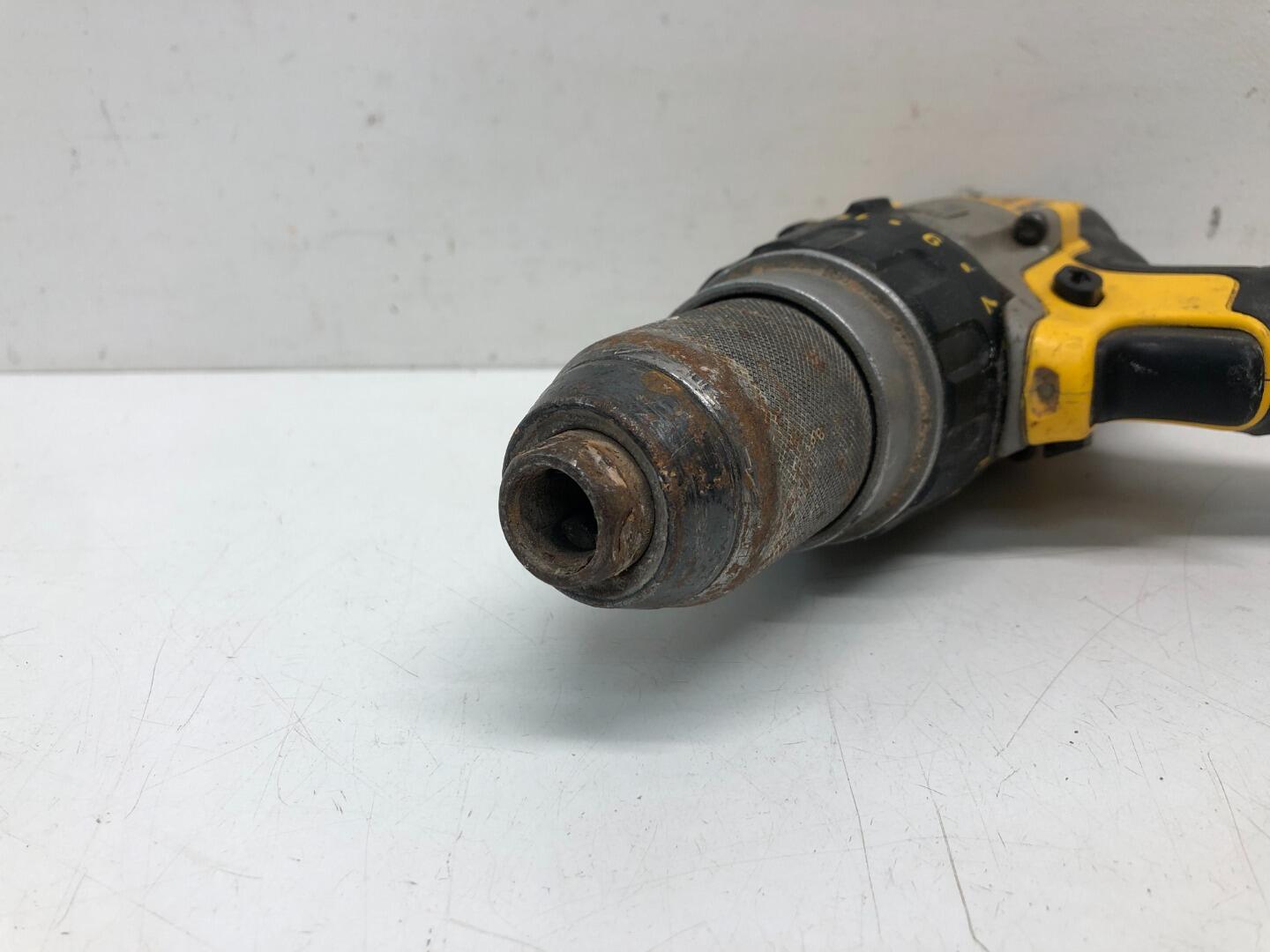 DeWalt DCD985 18V Cordless Combi Drill - Body Only - Parts or Spares