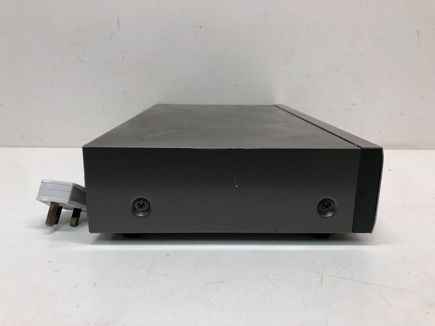 Yamaha CDX-530E Compact Disc Player