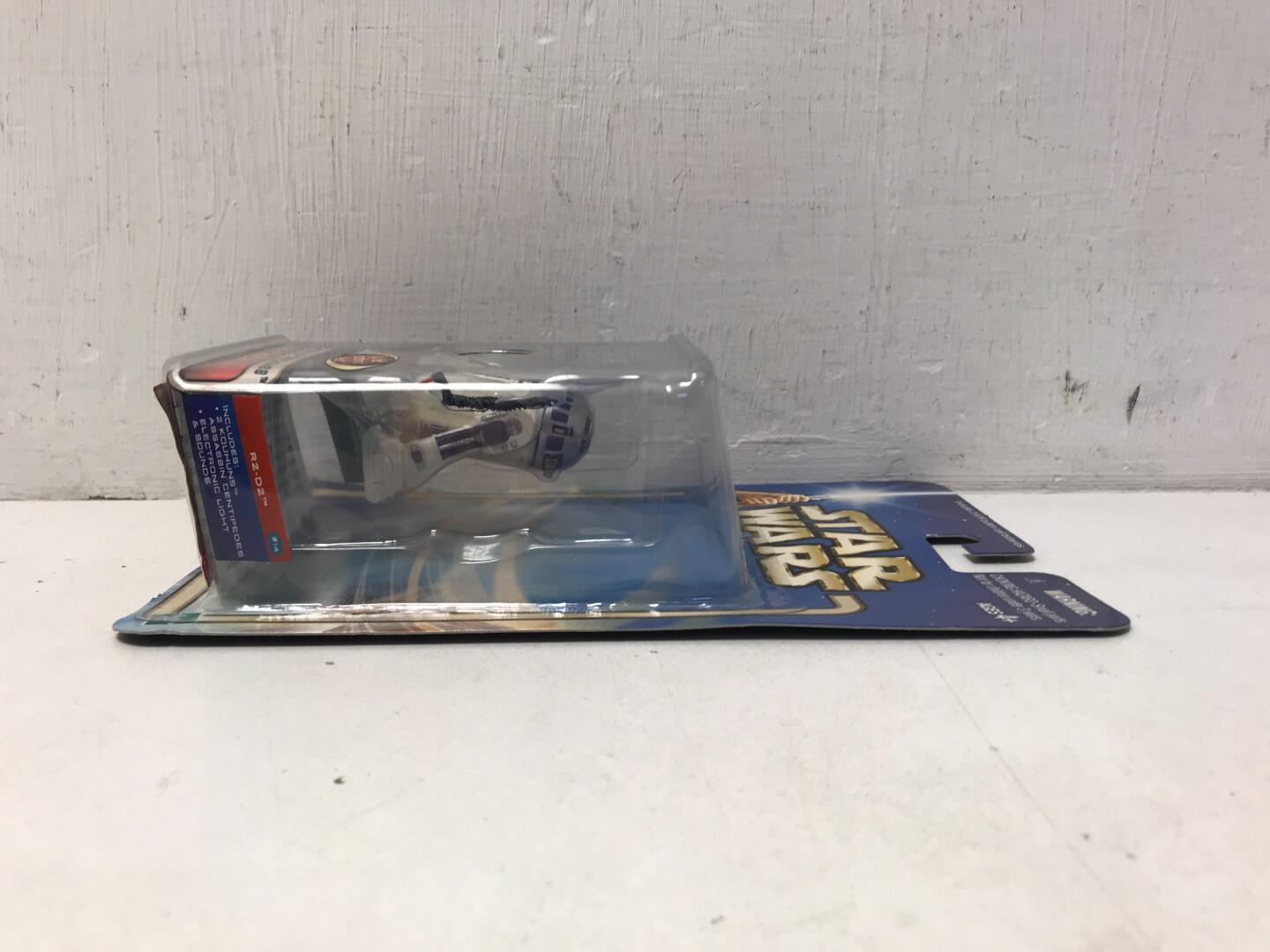 R2-D2 Star Wars Attack of the Clones Action Figure