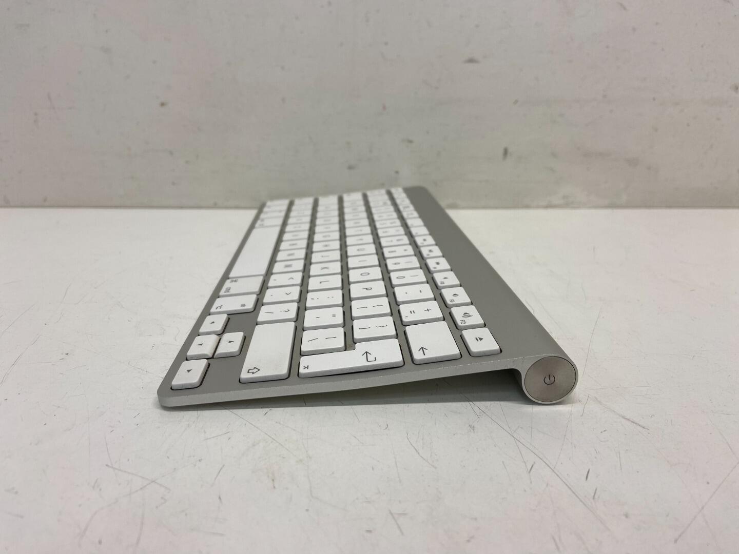 Apple Magic Keyboard A1314 (read description)