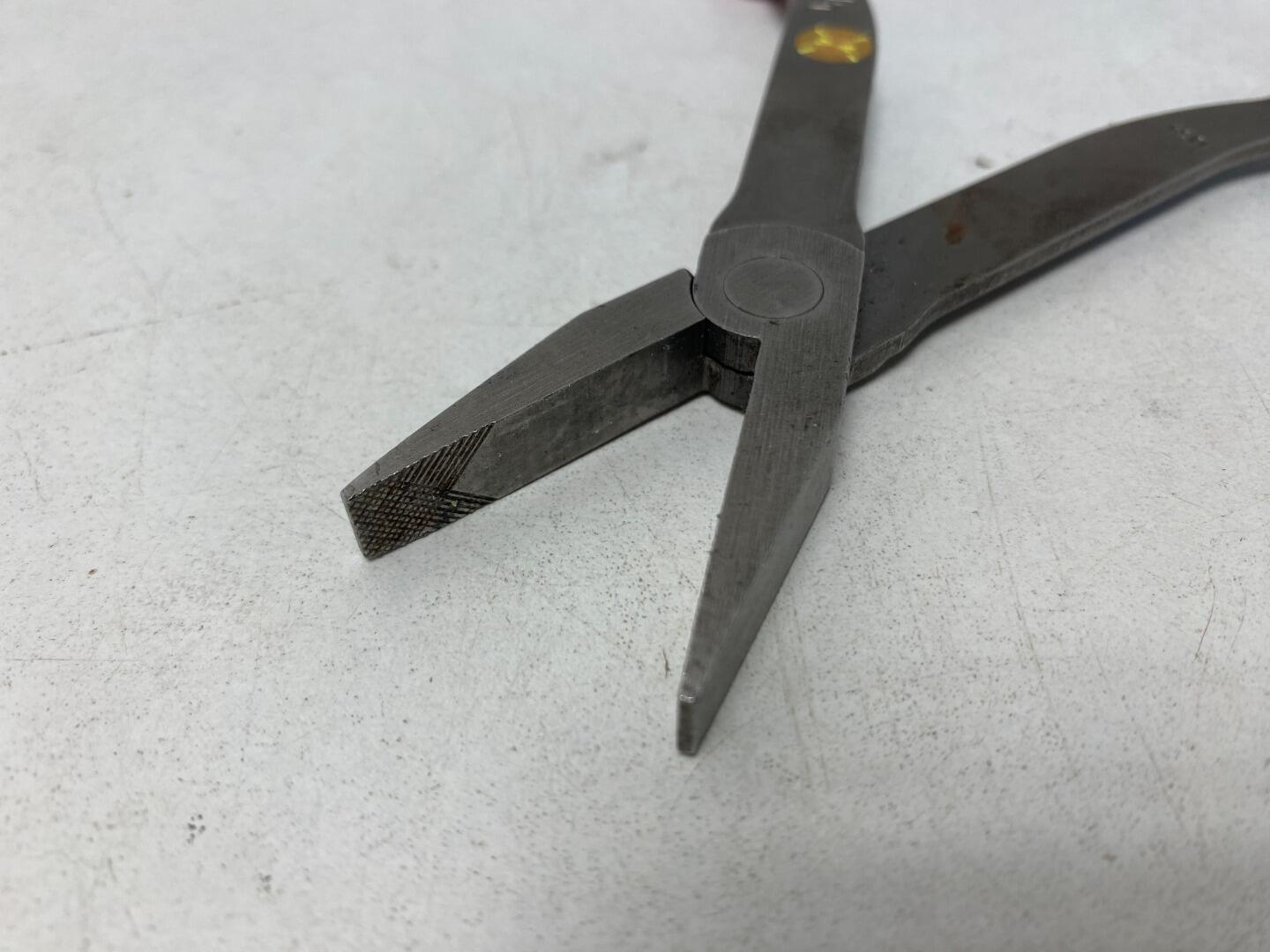 Snap On 61CF 8'' Talon Grip Duck Bill Pliers