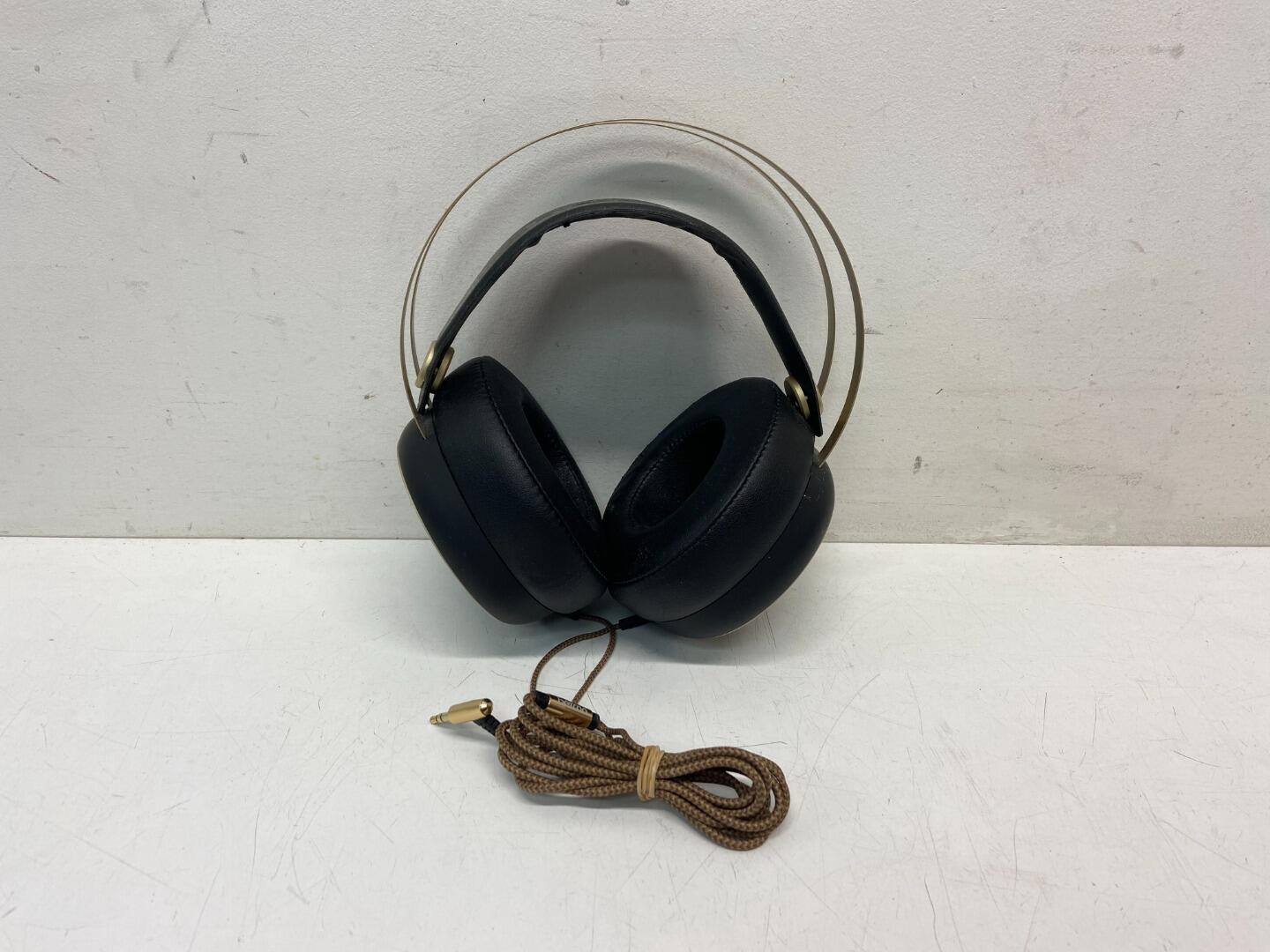 Betron Retro Wired Headphones