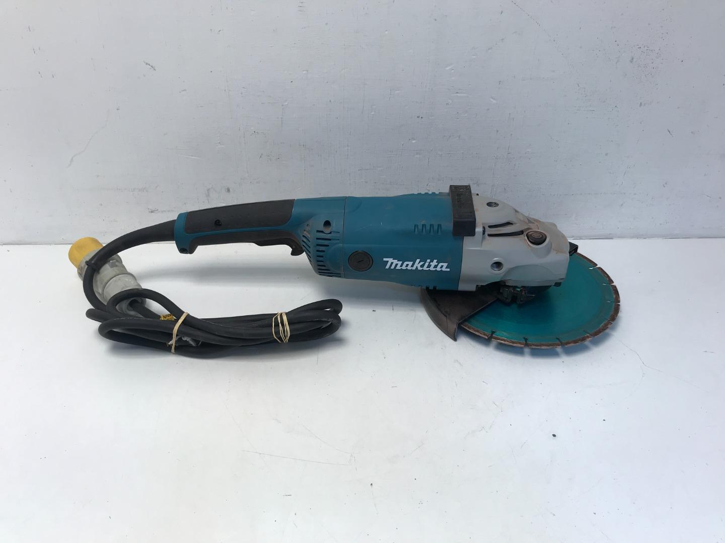 Makita GA9020 110V Angle Grinder