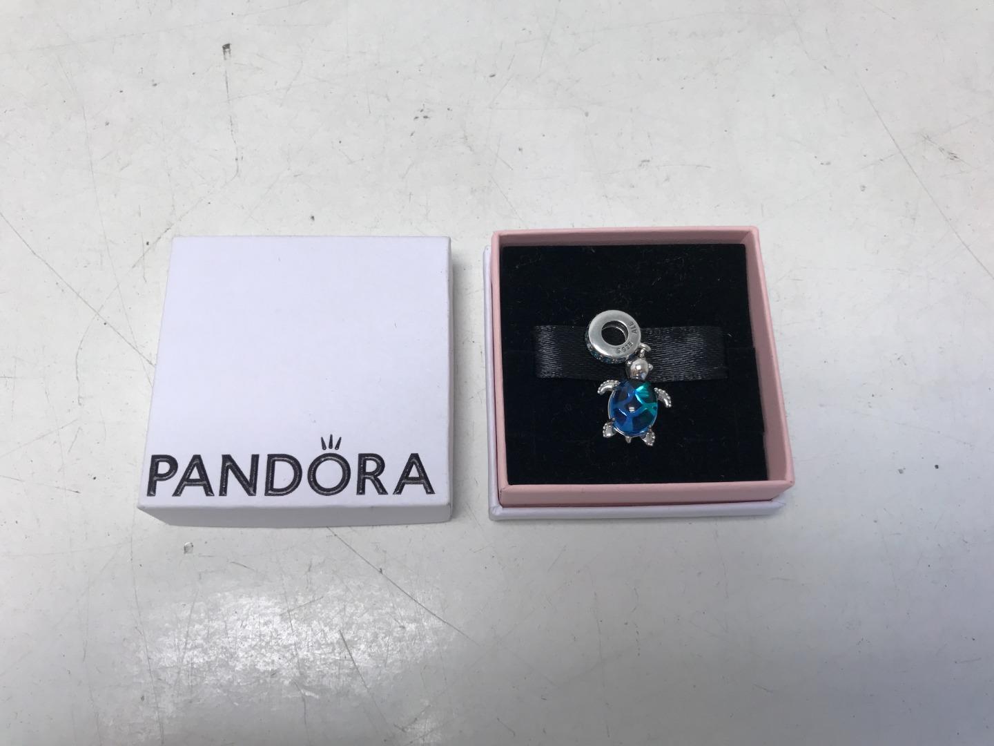 Pandora 798939 Murano Glass Sea Turtle Charm
