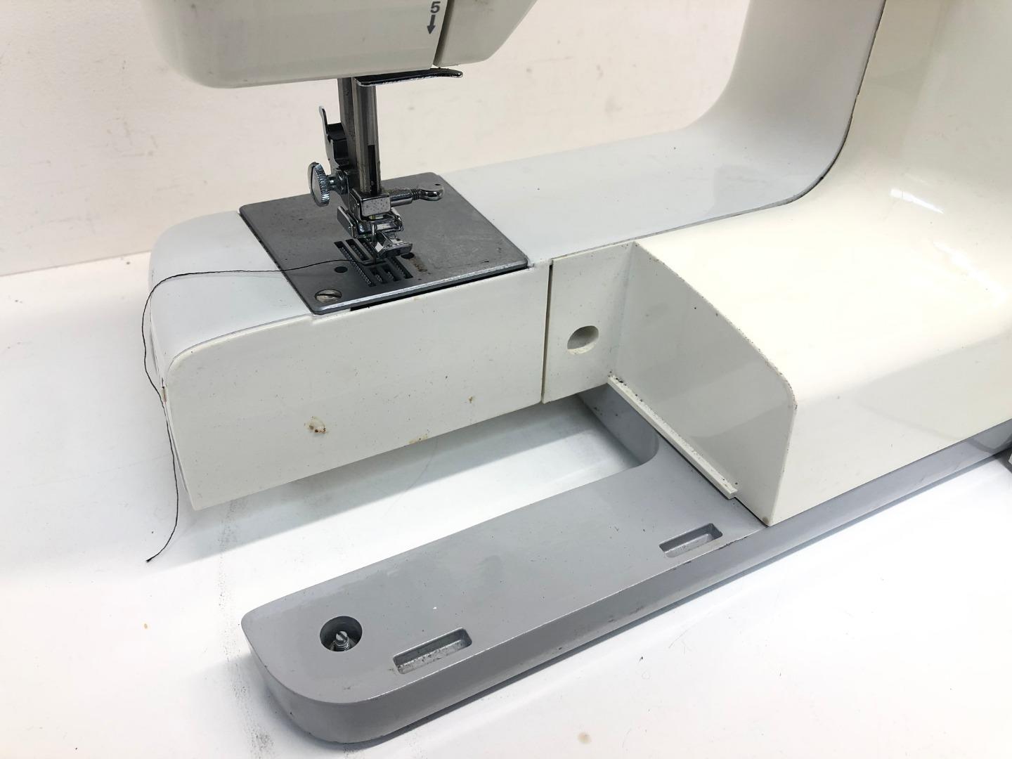 Singer Ideal 1014 Electric Sewing Machine