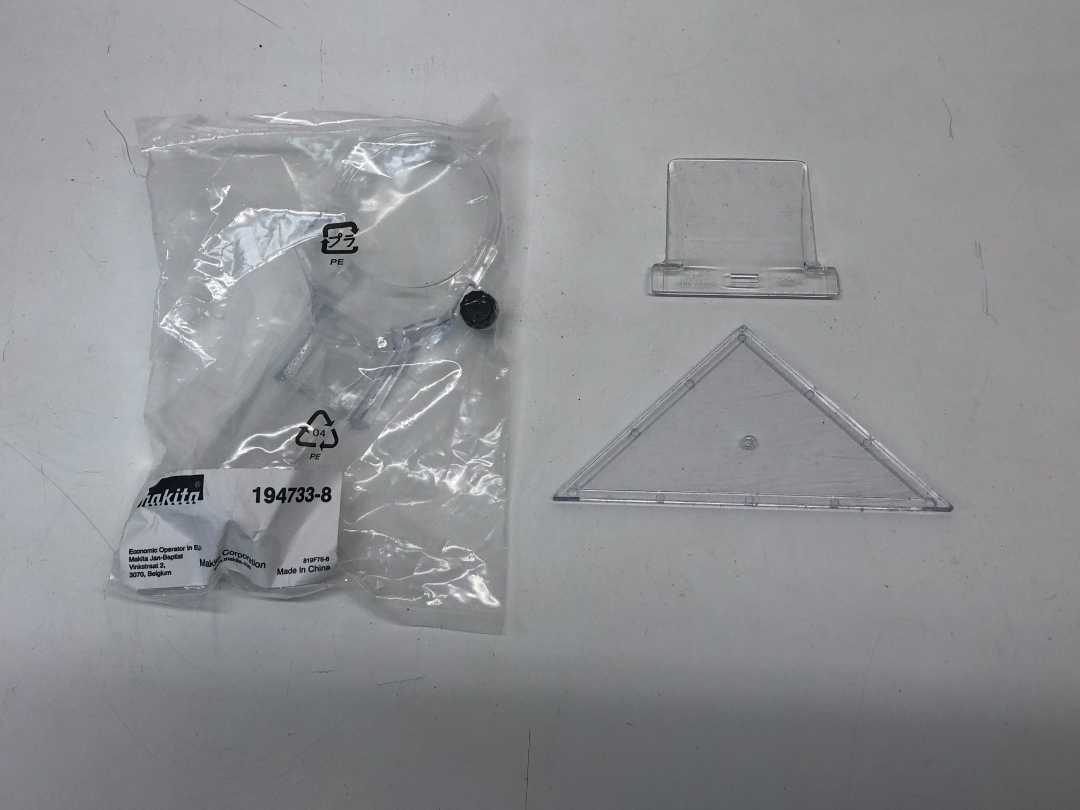 Makita RP0900 240V Plunge Router