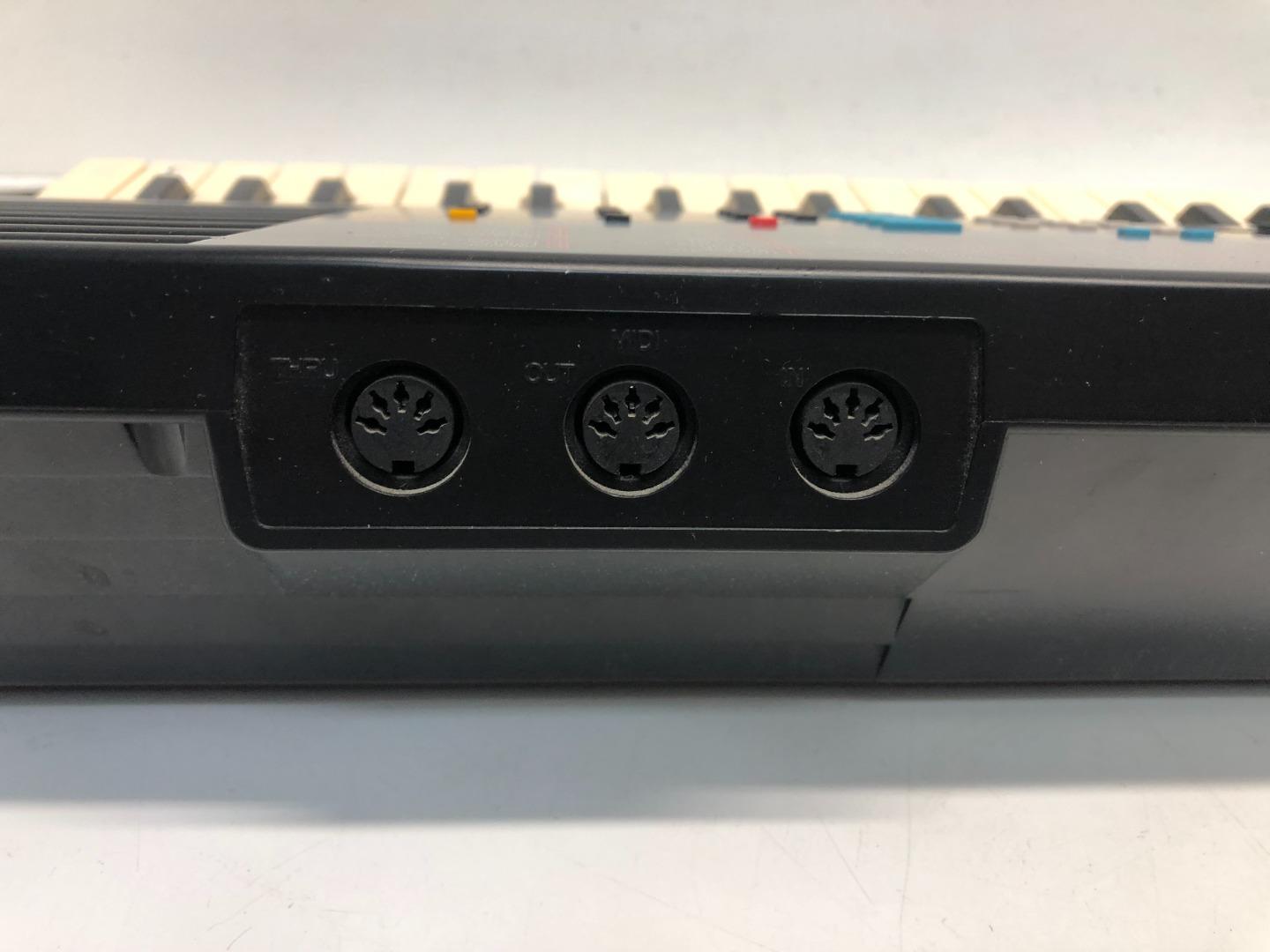 Yamaha PortaSound PSS-780 Keyboard