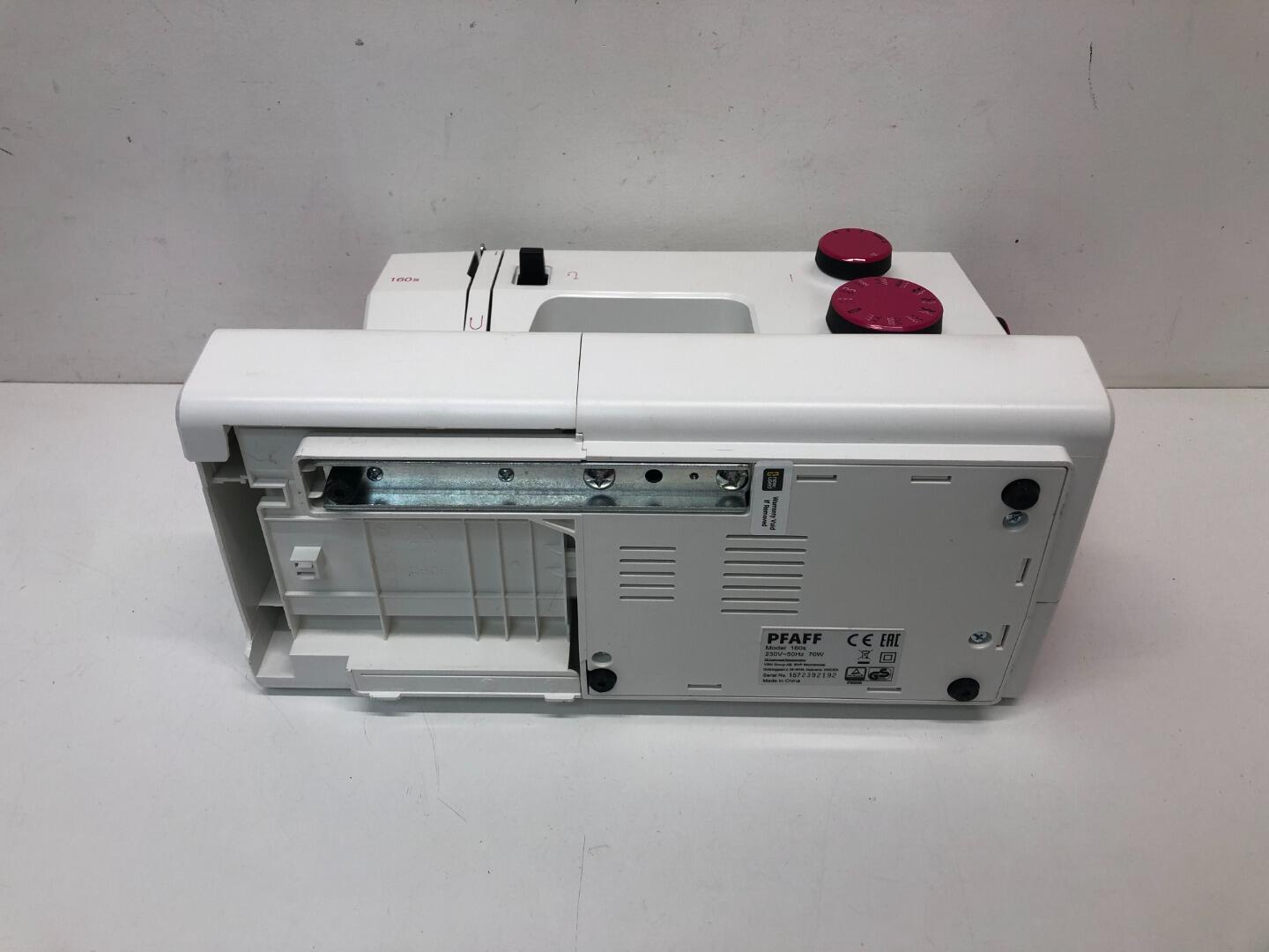 Pfaff 160s Electric Sewing Machine