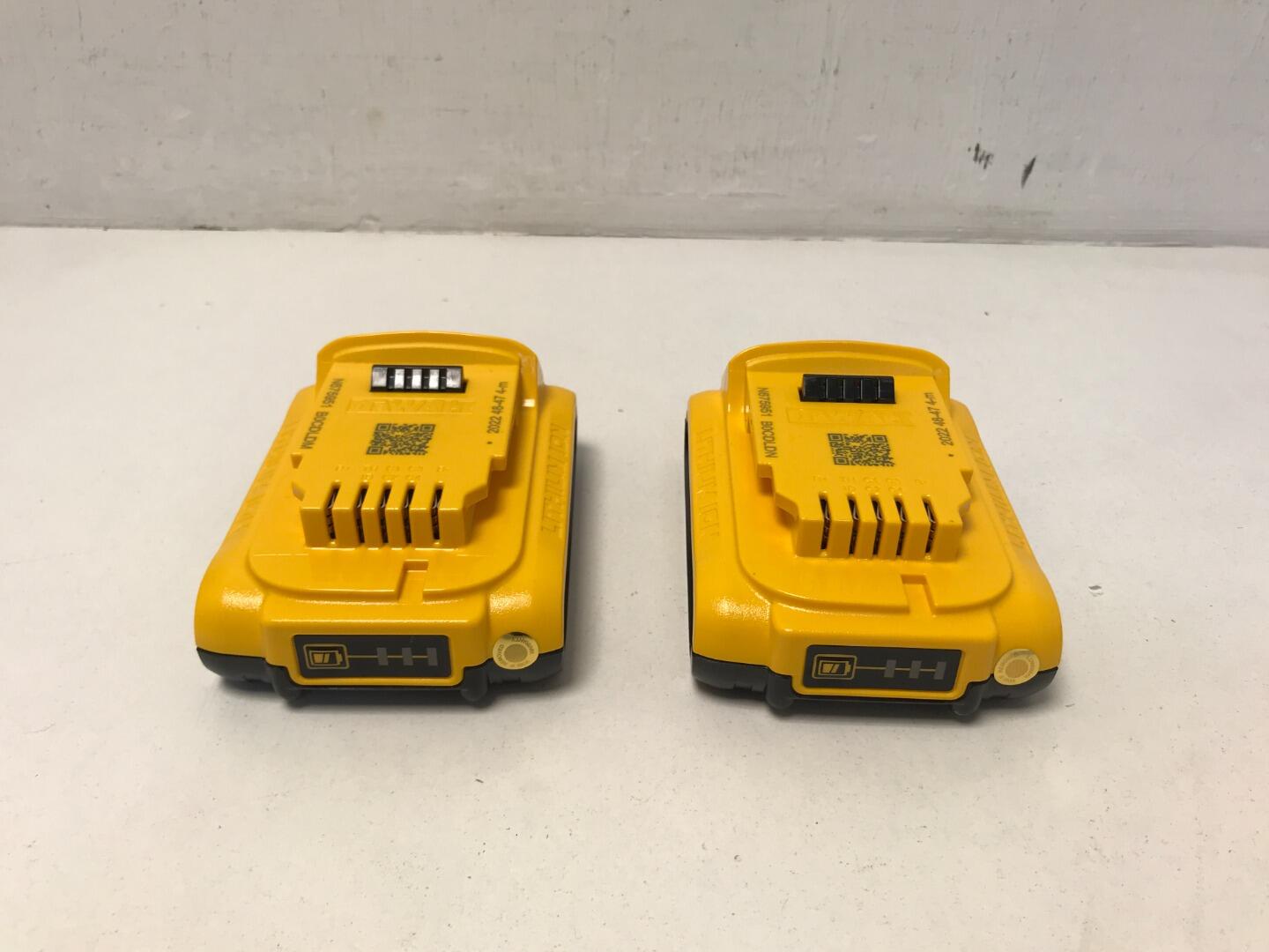 Dewalt DCK2062D2T 18V XR Combi Drill & Impact Driver Drill Set