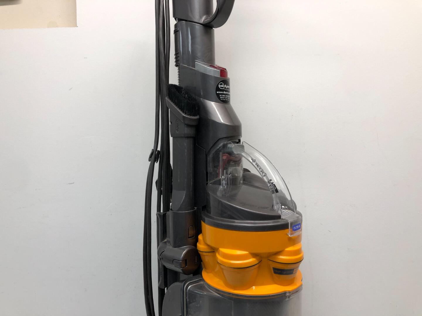 Dyson DC25 Ball Vacuum Cleaner