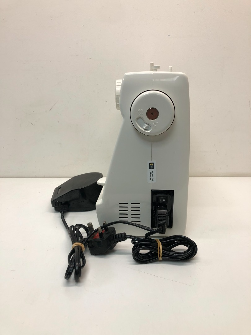 E & R Classic EC21 RS2000 Electric Sewing Machine