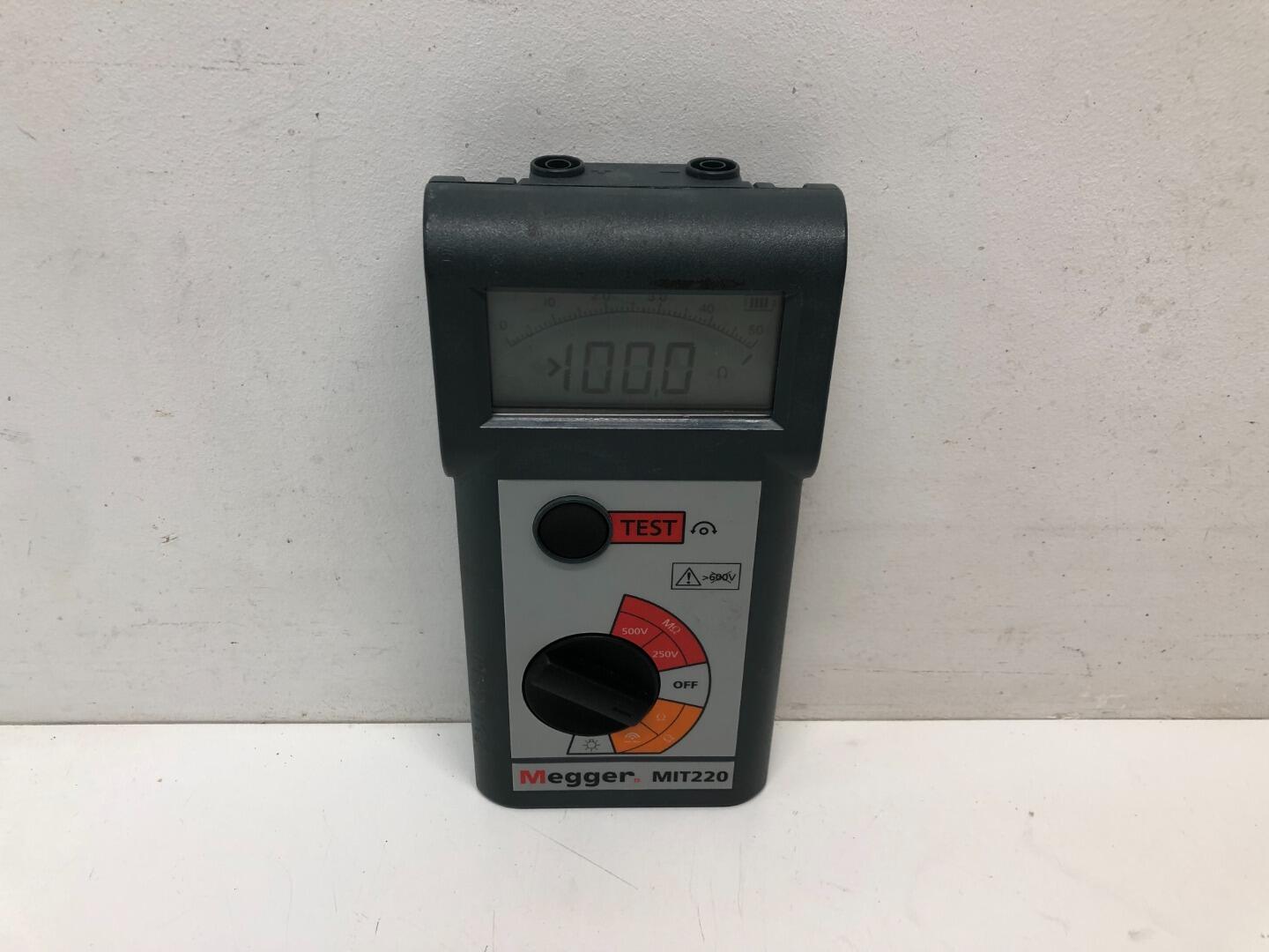 Megger MIT220 Insulation Tester