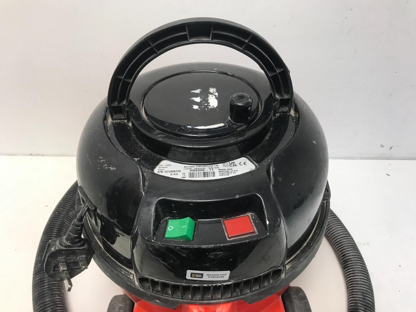 Henry Xtra HVX200 Vacuum Cleaner (read description)