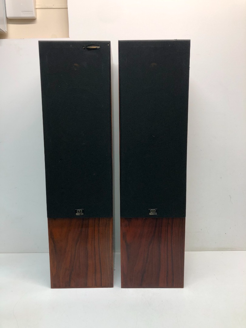 Monitor Audio 14 Floor Standing Speakers (read description)