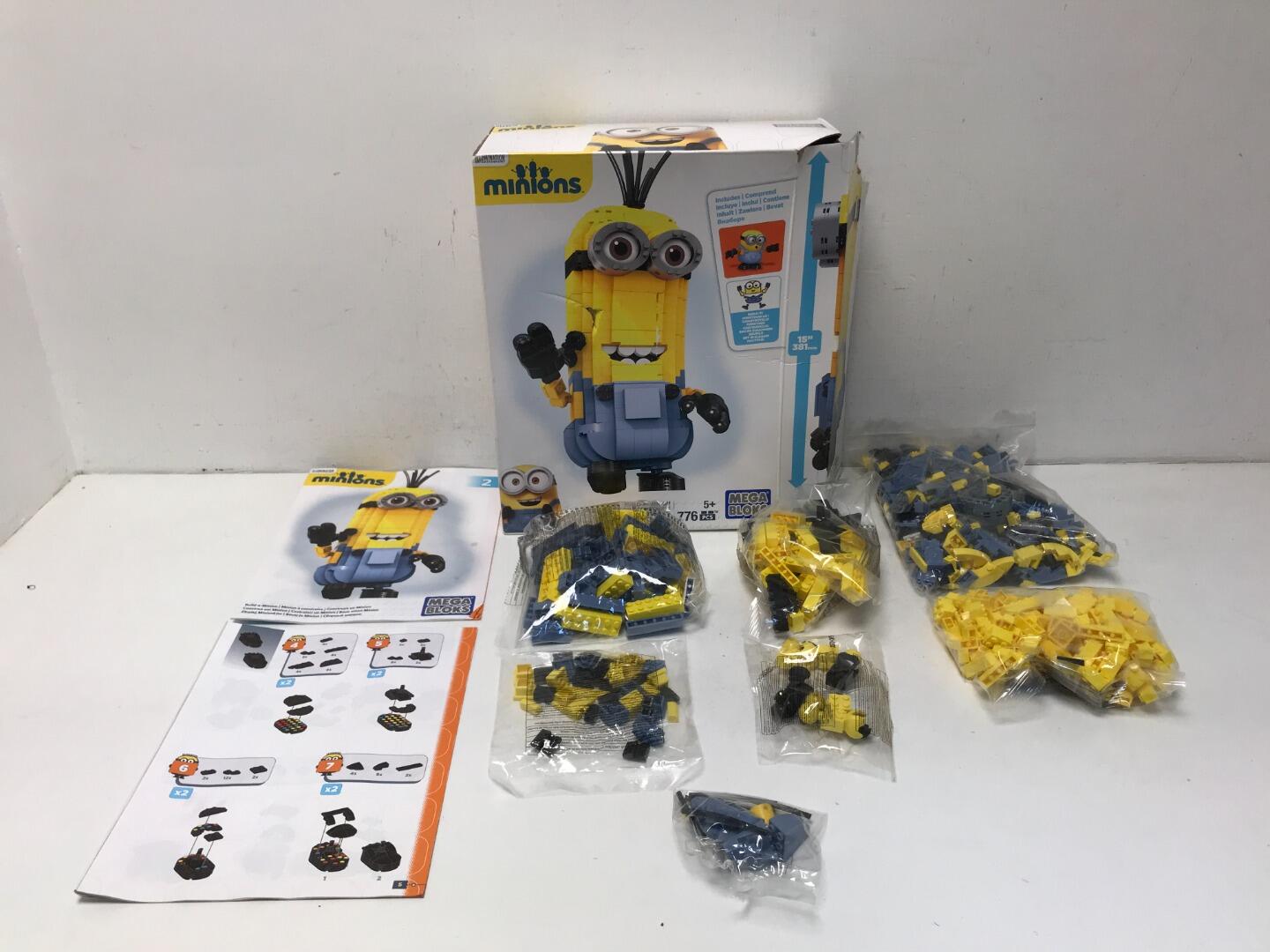Mega Bloks Minions Build-a-Minion Set