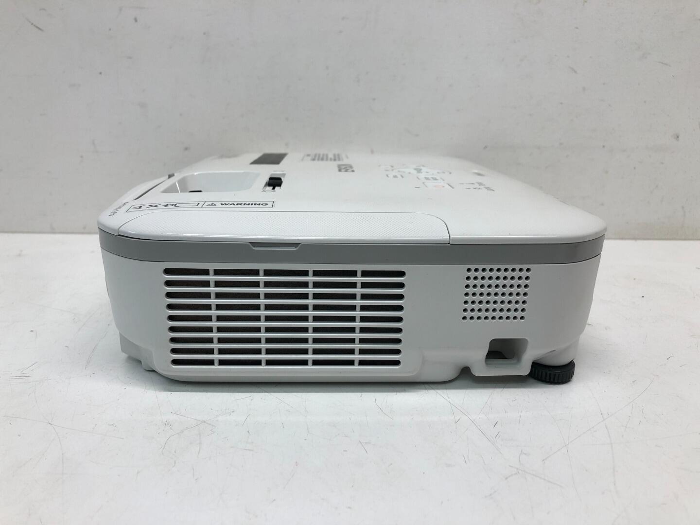 Epson EB-X11 Projector