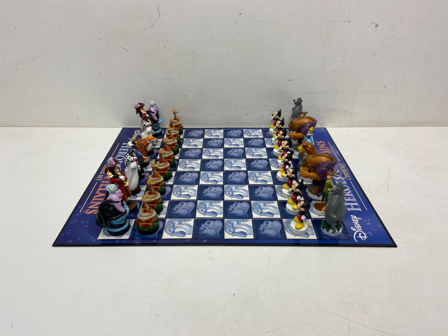 Disney Heroes & Villains Chess Set