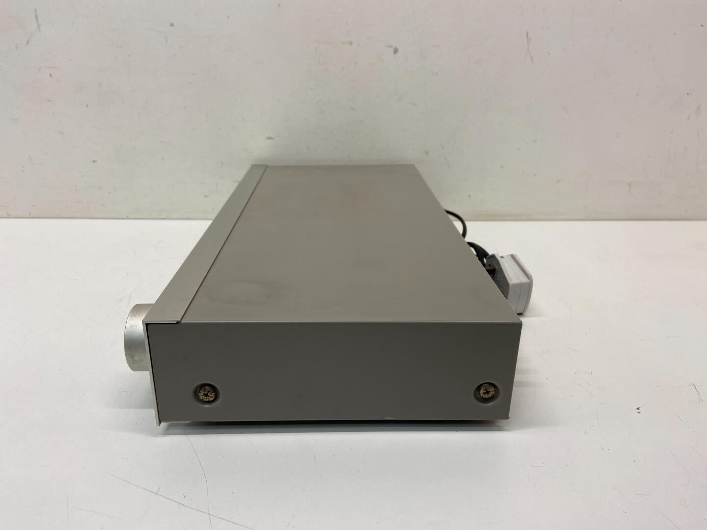 NEC T530E Stereo Tuner