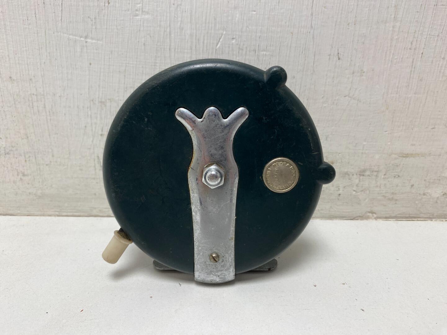 Paramount 4 1/2'' Vintage Centre Pin Fly Fishing Reel