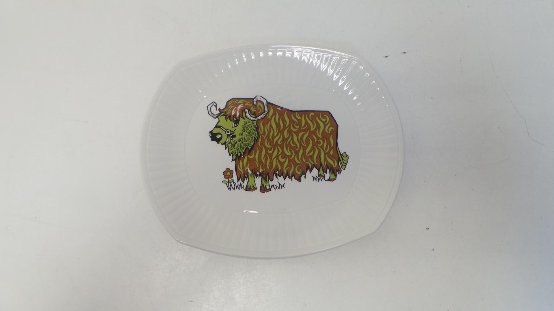 Beefeater Steak Plate by English Ironstone Pottery Ltd