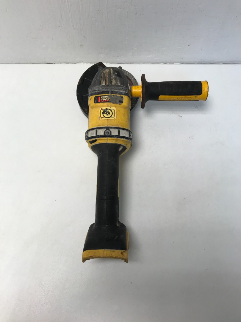 DeWalt DCG414 XR Flexvolt Angle Grinder - Body Only