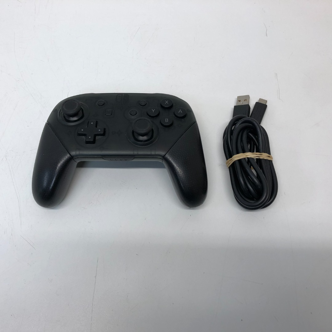 Nintendo Switch HAC-013 Pro Controller