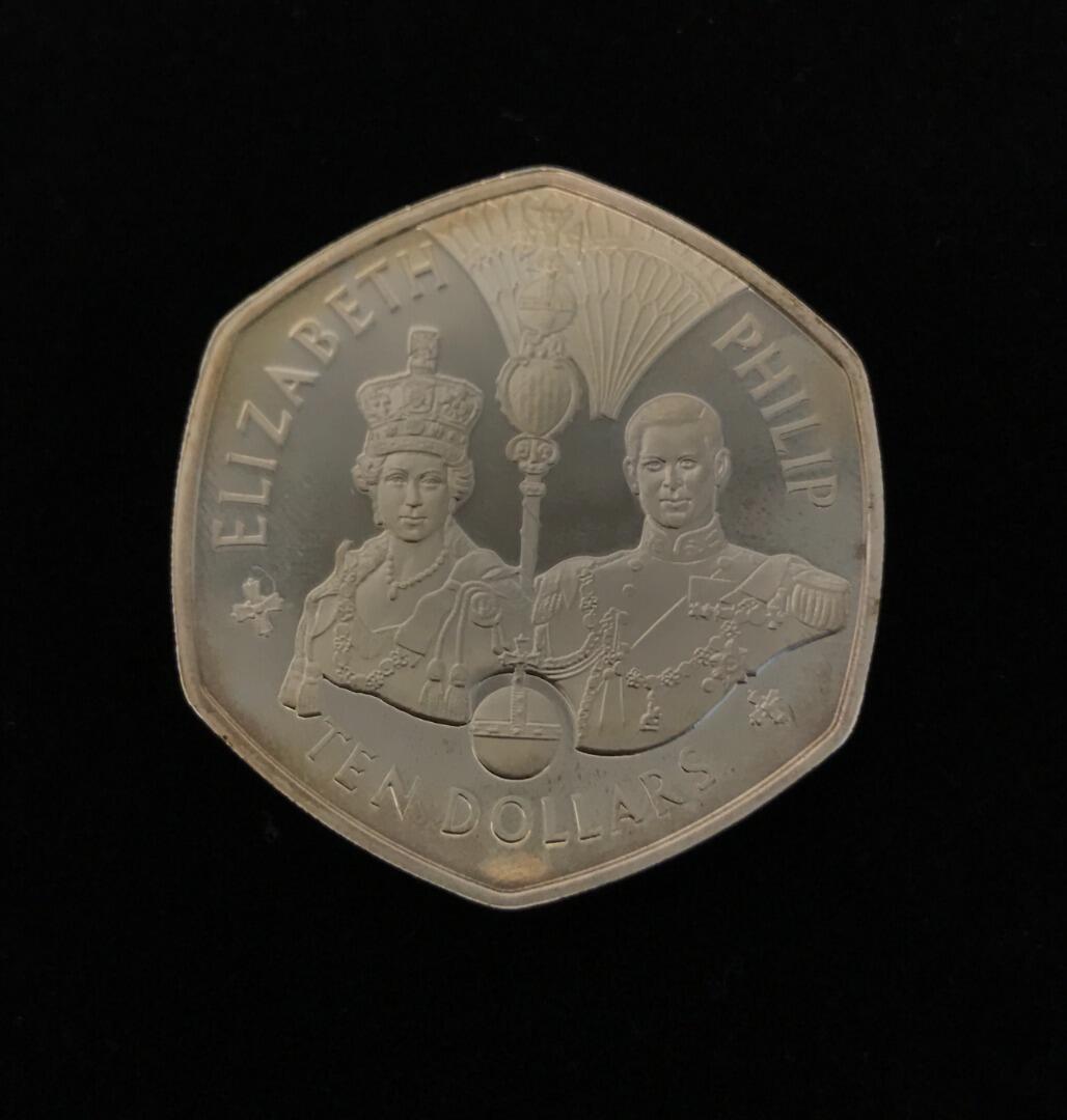 East Caribbean States 2007 $10 Silver Proof Hexagonal Coin