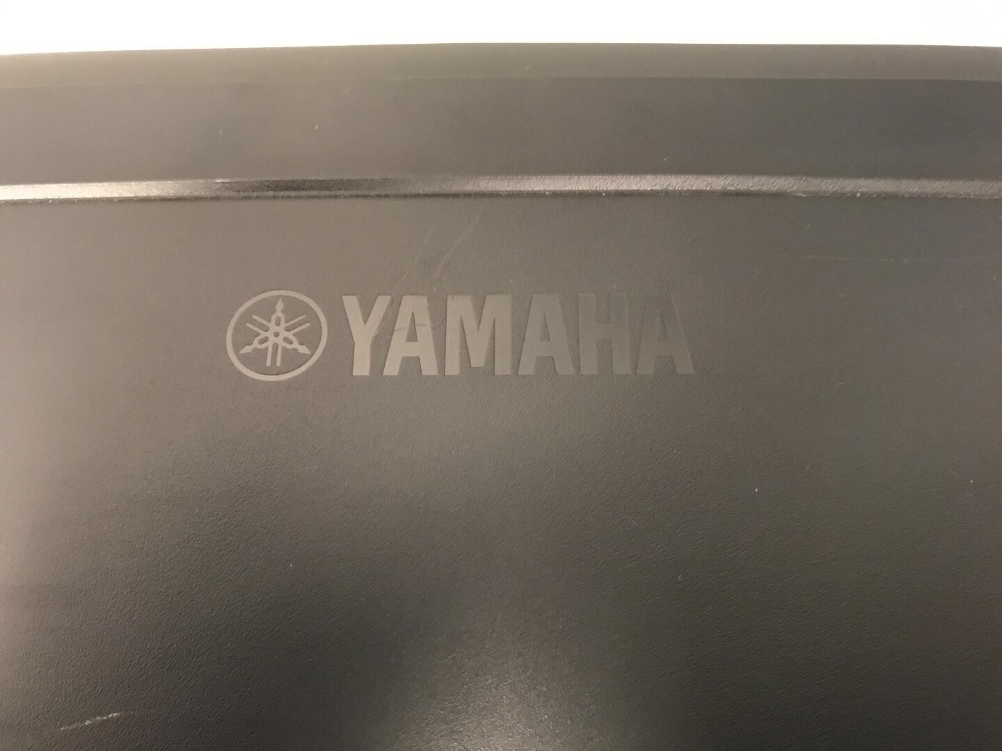 Yamaha PSR-S650 Electronic Keyboard