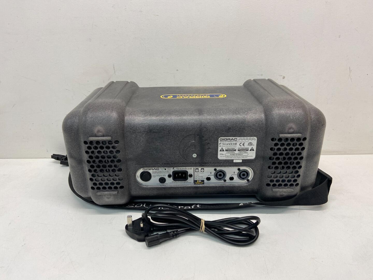 Soundcraft Gigrac 300 Professional Powered Mixer