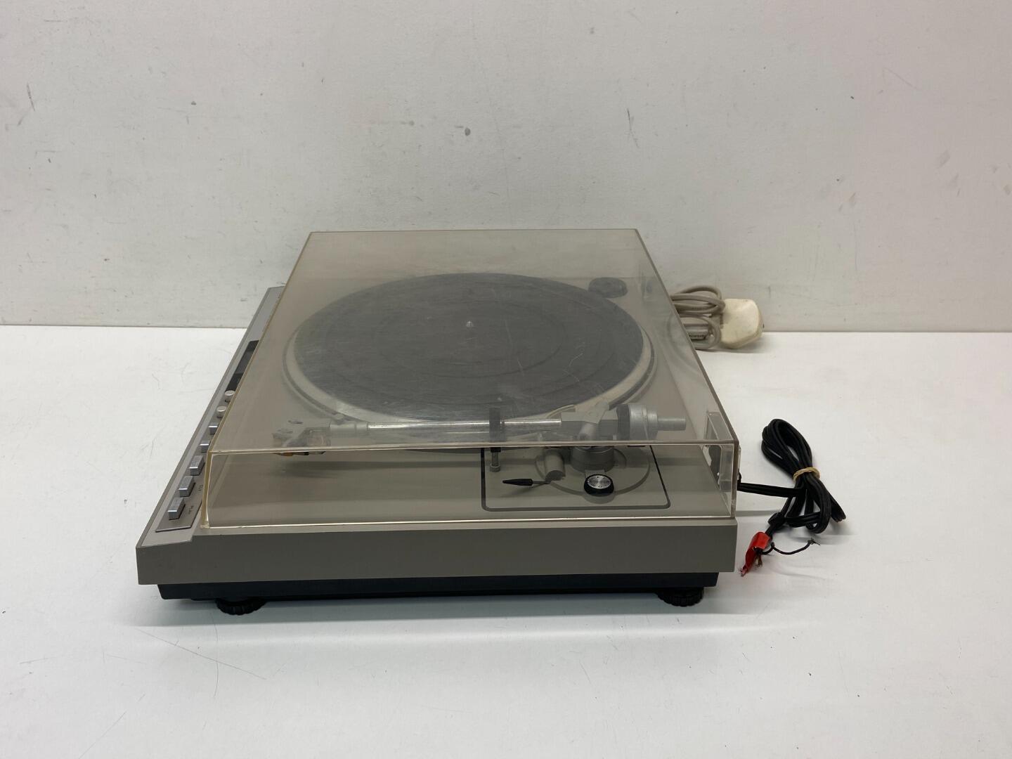 NEC P635E Direct Drive Turntable (read description)