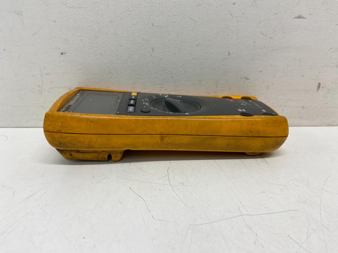 Fluke 77 IV Digital Multimeter
