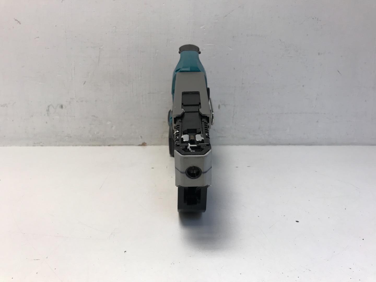 Makita DFR550 Auto-Feed Screwdriver