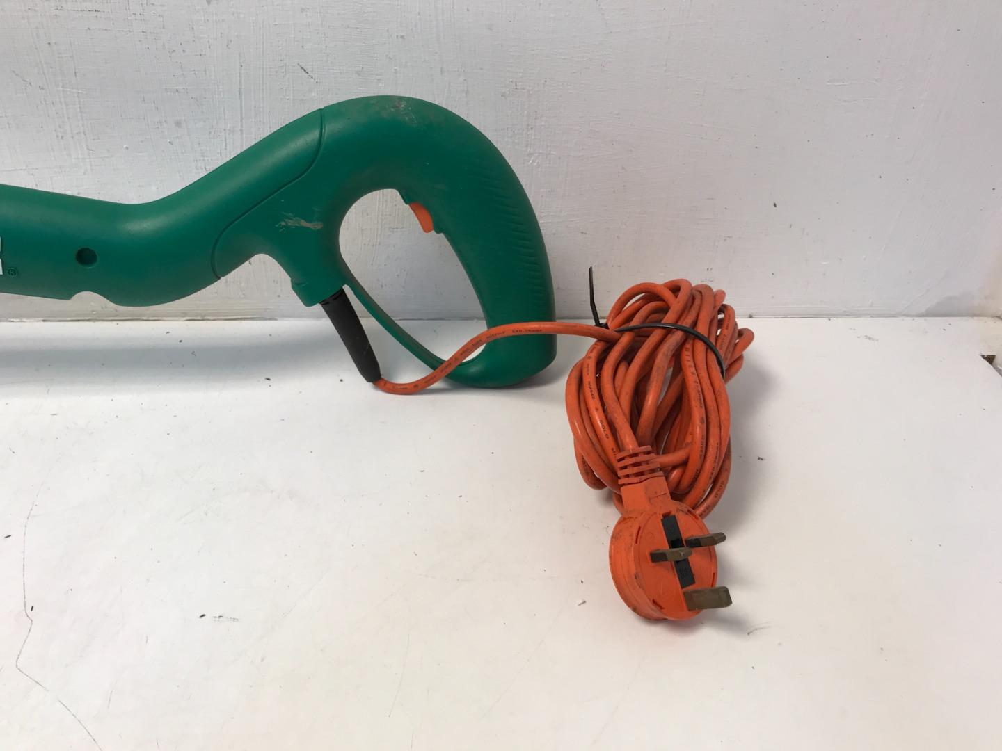 Black and Decker GL425 Electric Strimmer