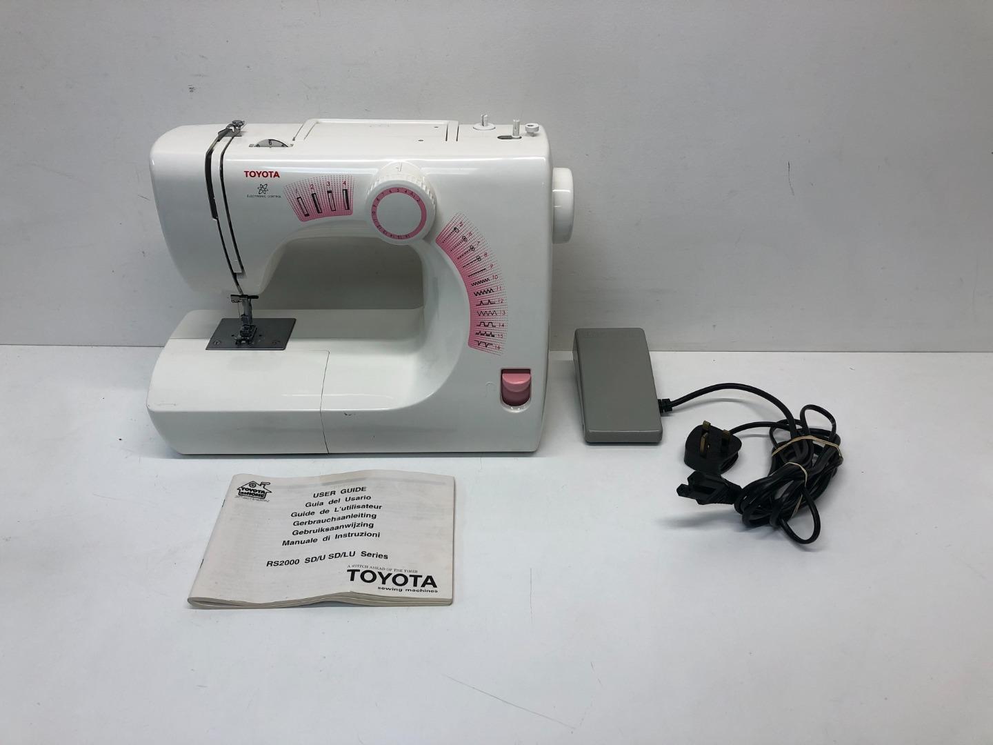 Toyota SE13 RS2000 Series Electric Sewing Machine