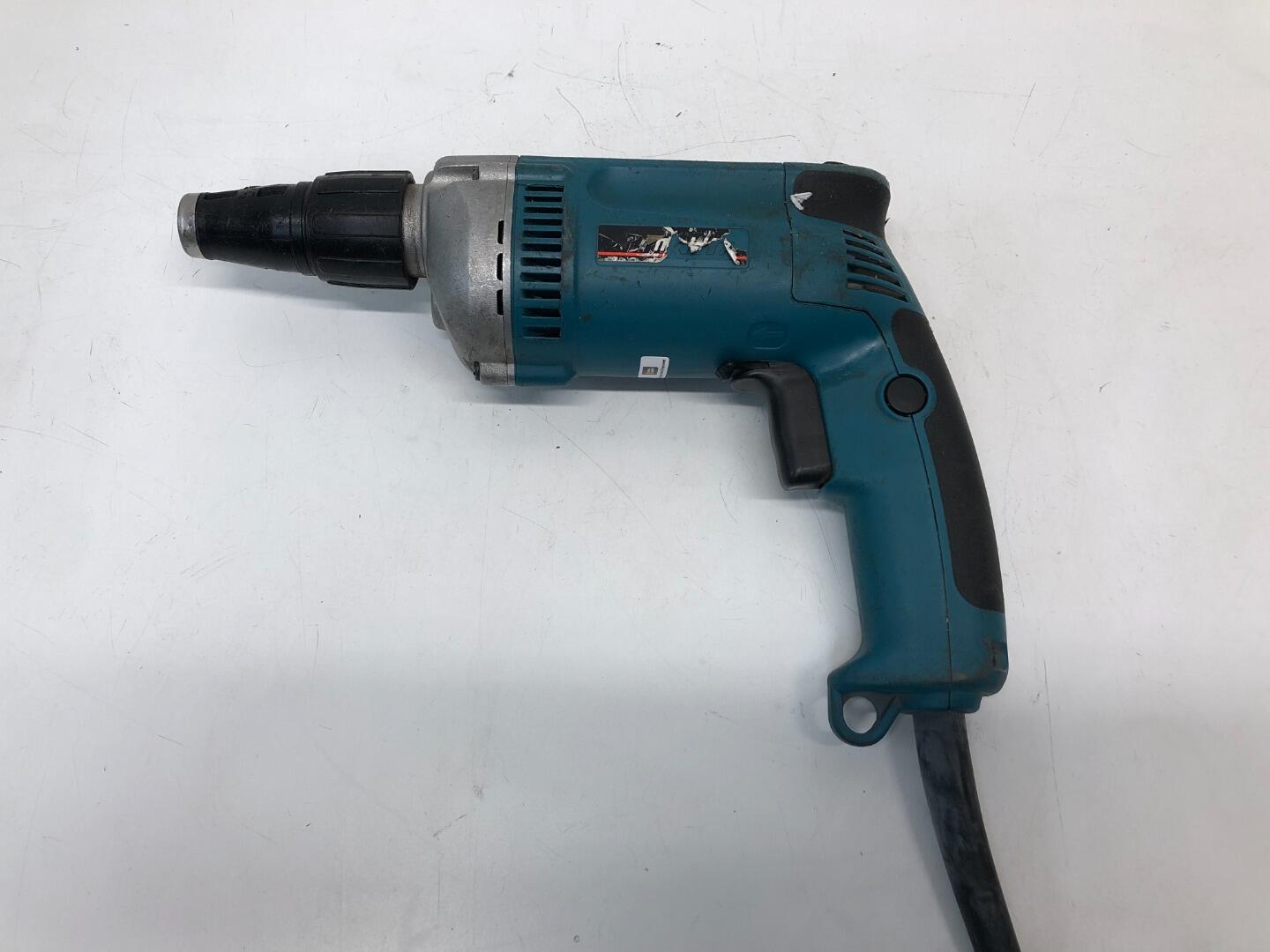 Makita 6826 110V Drywall Screwdriver